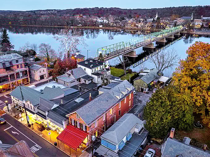 The Delaware River provides a stunning backdrop to New Hope's colorful buildings. A perfect marriage of nature and architecture.