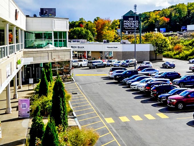 Mountain setting and fresh air transform ordinary outlet shopping into a refreshing day trip adventure.