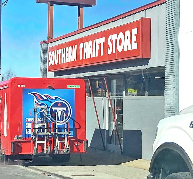 Southern Thrift’s bold red sign stands tall in the Nashville morning, a clear beacon for dedicated bargain hunters.