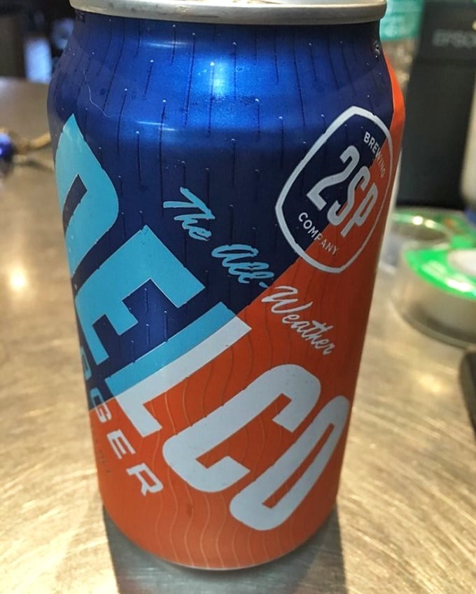 Even the beverages know their supporting role in this meat-centric production – refreshing without stealing the spotlight.