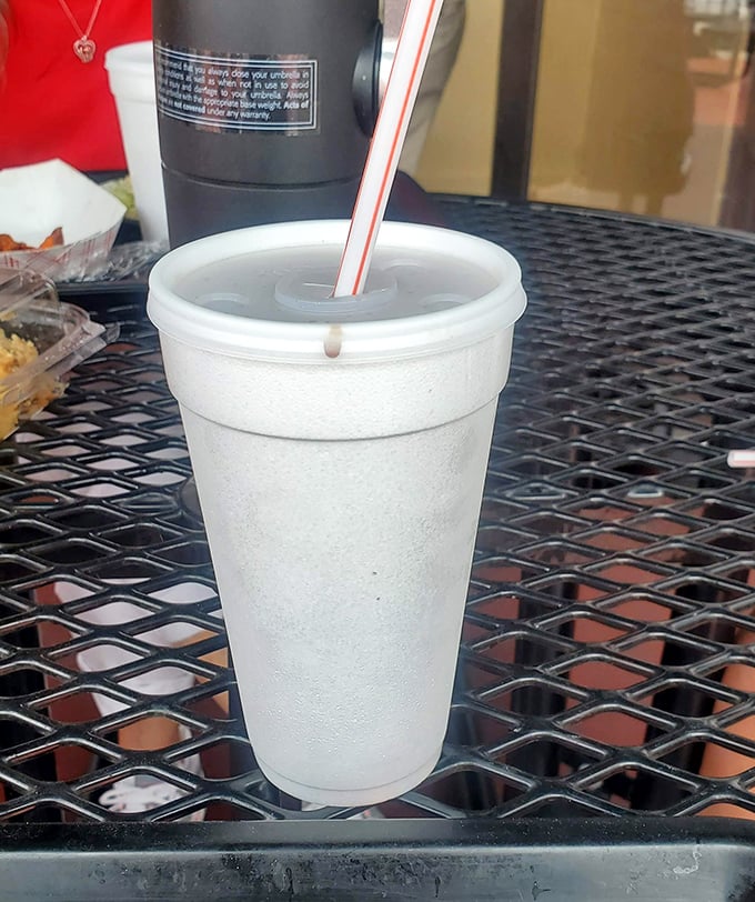 Sweet tea so authentic it practically has a Southern accent. In South Carolina, this isn't just a drink—it's a birthright.