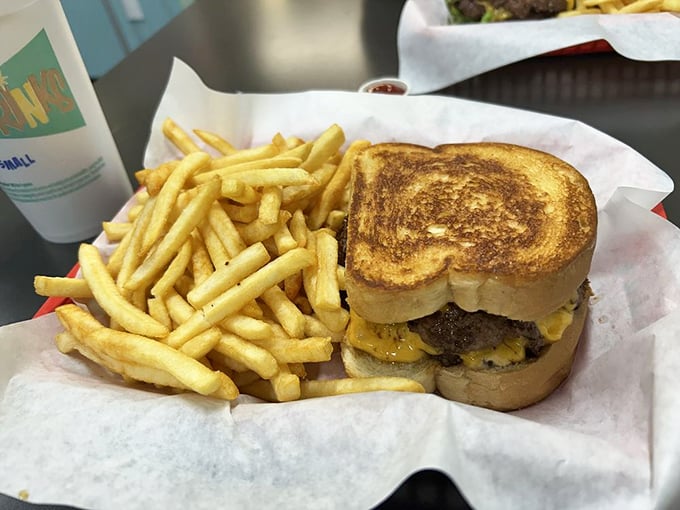 The patty melt – that rebellious cousin of the cheeseburger who went to art school and came back cooler than ever.