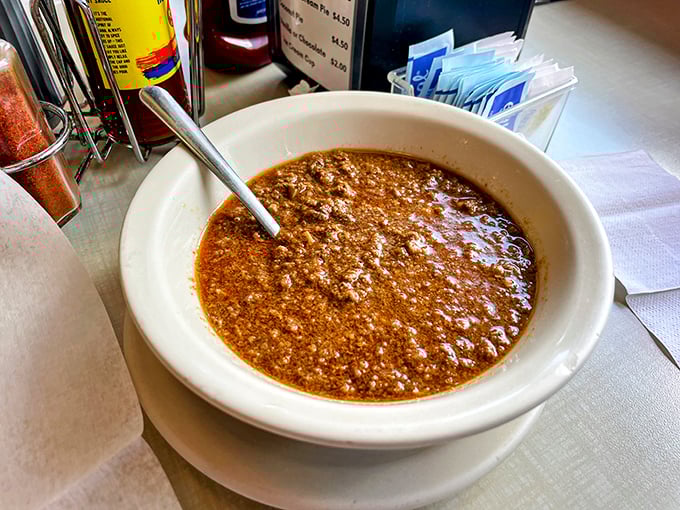 This isn't "artisanal small-batch" chili—it's the real-deal comfort that's been warming Huntsville souls since before NASA put rockets in the sky.