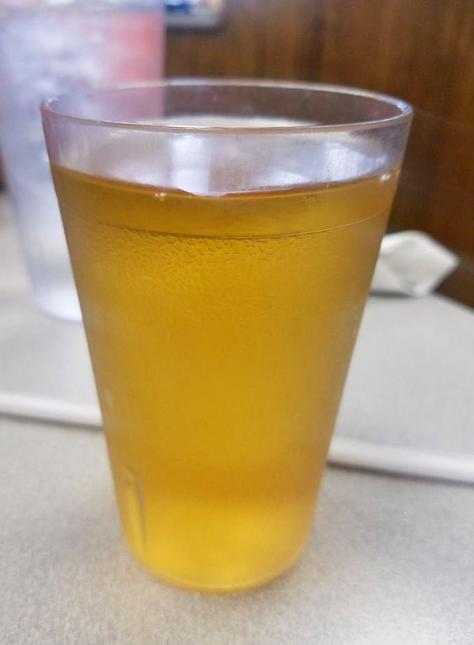 The amber glow of fresh-brewed iced tea – the unofficial state beverage of diners everywhere. Simple, refreshing, and always hits the spot.