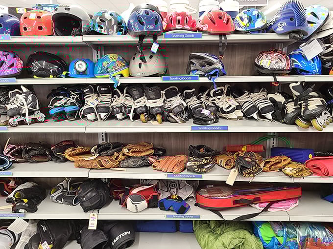 Sports equipment galore—where Little League dreams and weekend warrior aspirations find affordable second chances. That baseball glove is calling your name!