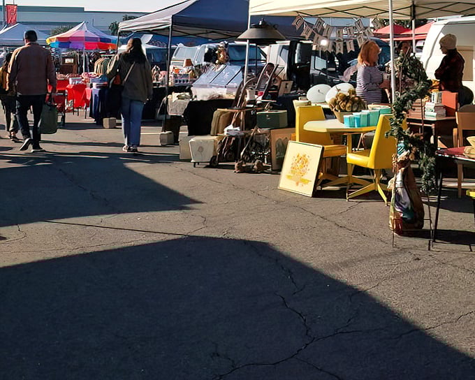 Mid-century sunshine! Fresno's furniture finds include this lemony-fresh table set that looks straight out of The Jetsons' weekend garage sale.