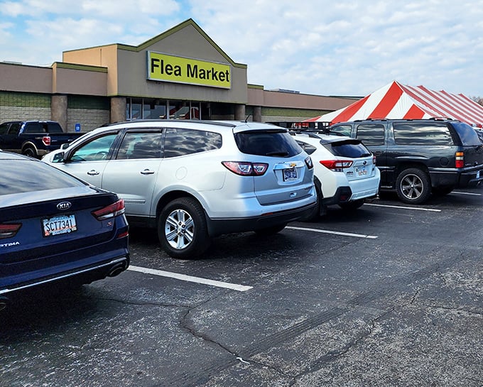 I-75 Flea Market's no-nonsense exterior is like a poker player's face—giving nothing away about the royal flush of finds waiting inside.