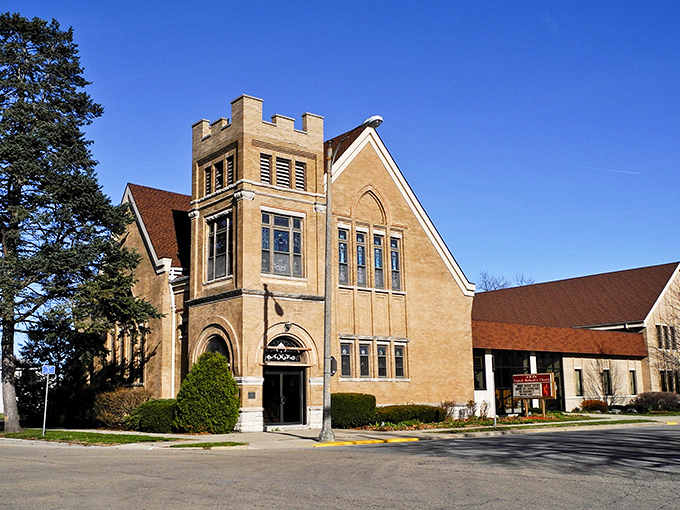 Looks like Hogwarts took a summer vacation in Illinois—minus the owls, plus some small-town charm.