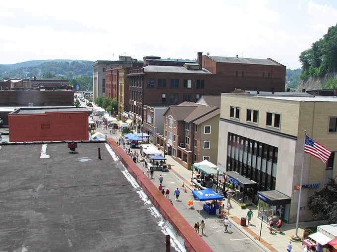 Oil City's grand architecture reminds us when oil barons built big and prices stayed small.