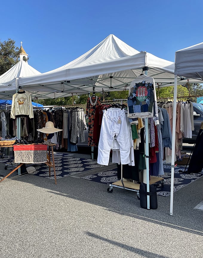 Art for your closet, style for your soul. PCC Flea Market’s fashion finds blend vintage flair with one-of-a-kind charm.