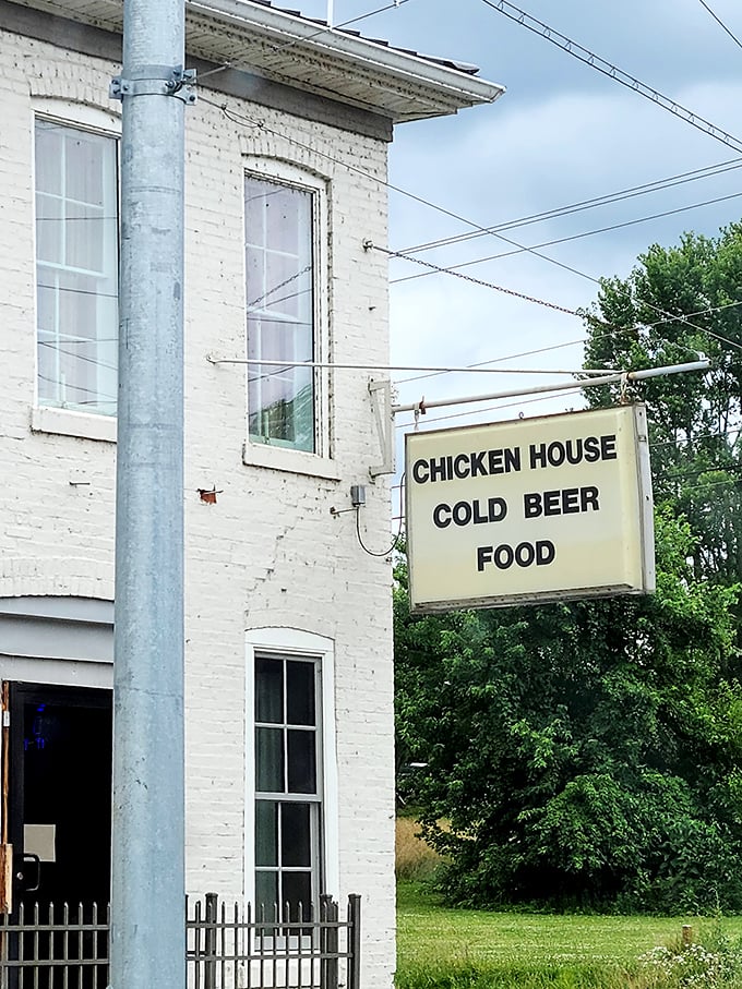 When a restaurant calls itself "The Chicken House," you know they're confident about their specialty dish.