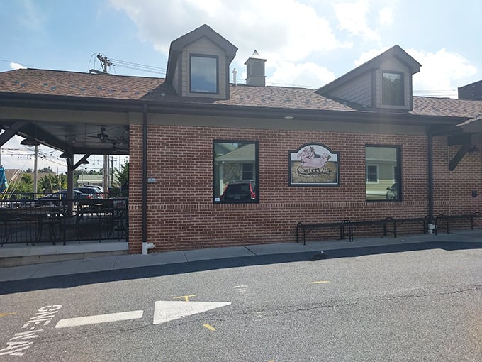 CarterQue's brick exterior keeps things classy while the smokers out back work their delicious magic.