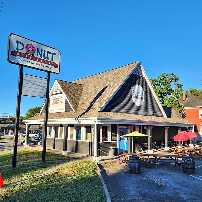 Nashville's most playful donut destination comes complete with outdoor seating – because donuts taste better with fresh air!