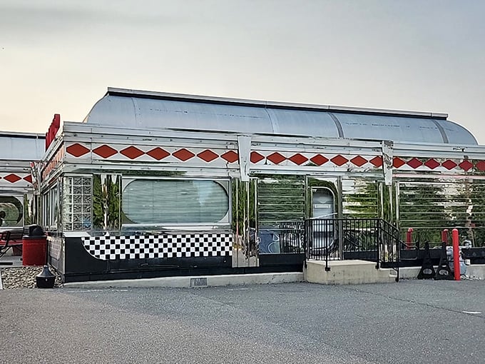The shiny exterior of Wimpy & Dee's reflects more than just sunlight—it mirrors decades of Pennsylvania's love affair with comfort food.
