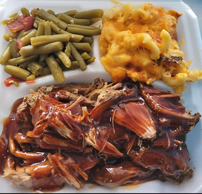 Green beans and mac alongside pulled pork – the holy trinity of Southern comfort that makes everything right with the world.