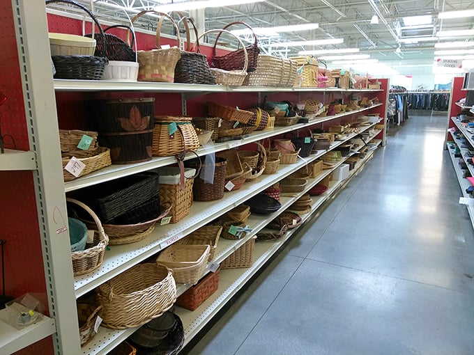Basket paradise! From picnic-ready to storage-savvy, these woven wonders await their second act in someone's thoughtfully decorated home.