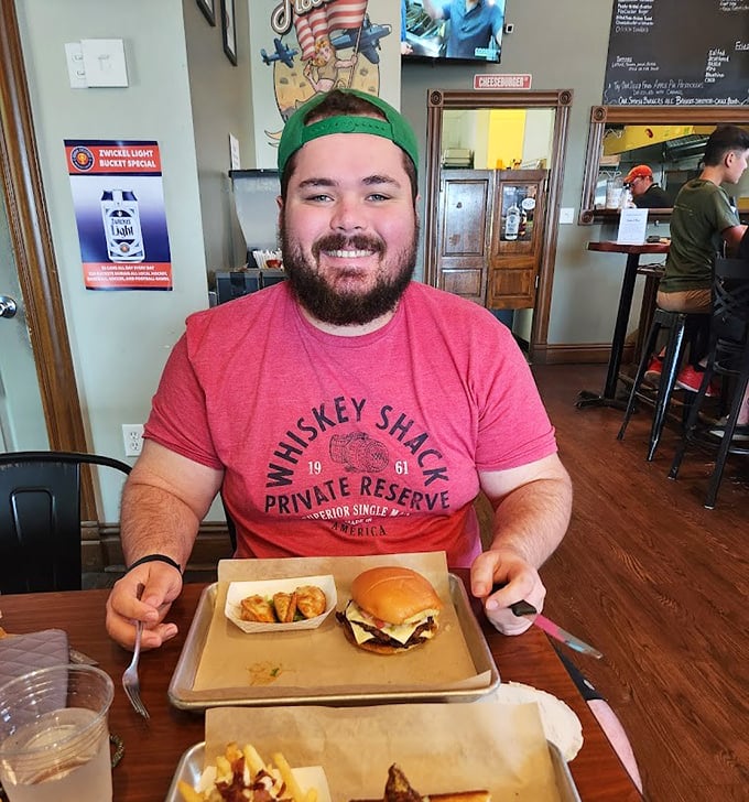 Where burger dreams come true, one perfectly smashed patty at a time – no fancy tablecloths required.