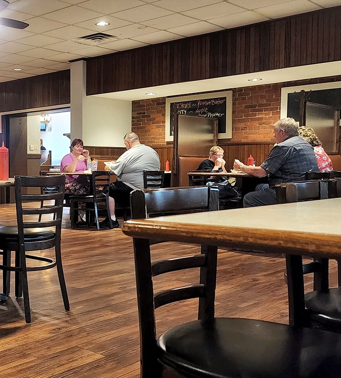 The dining room hums with the soundtrack of satisfaction—forks clinking, conversations flowing, and the occasional appreciative "mmm" from nearby tables.