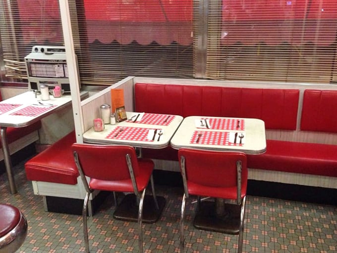 These booths have heard more family stories and road trip tales than most therapists, all while serving up plates of nostalgia.