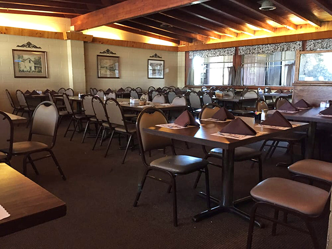 The dining room before the crowds arrive—like the calm before a delicious storm. Those tables will soon host memories and food comas.