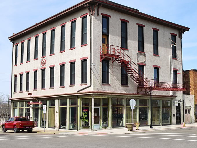 Corner buildings with character make downtown Zanesville feel like a movie set—except the coffee and conversations happening inside are deliciously real.