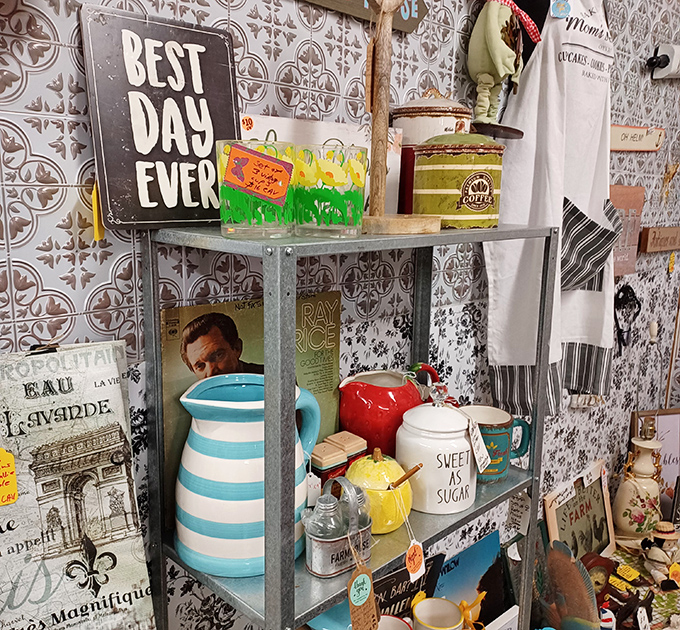 "Best Day Ever" indeed when you stumble upon the perfect vintage pitcher. That turquoise stripe would make even plain tap water taste better.