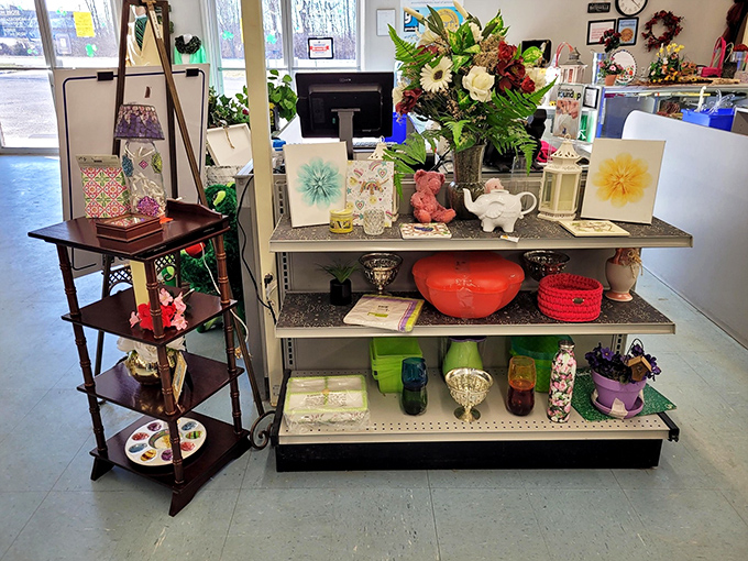 The home décor section—where one person's "no longer sparks joy" becomes another's treasure. These shelves hold the finishing touches your rooms have been missing.