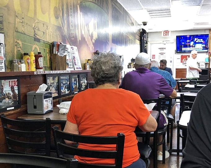 Where strangers become friends over shared pickle appreciation. Notice nobody's looking at their phones—the food demands full attention.
