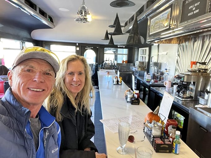 The counter experience—where strangers become friends over coffee refills and the shared appreciation of a perfectly executed breakfast.