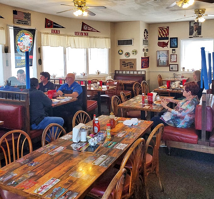 The dining area feels like your favorite aunt's kitchen, if your aunt could cook for 50 people at once. 