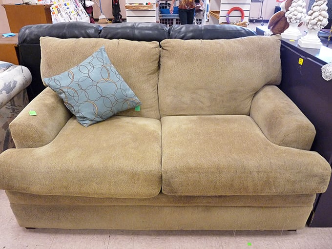 This loveseat has seen some living but has plenty more to give—like your favorite character actor who improves every scene they're in.