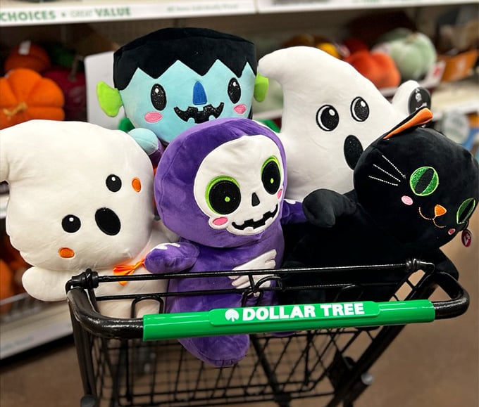 Halloween plushies that deliver maximum cuteness with minimum investment. The shopping cart says it all—resistance is futile.