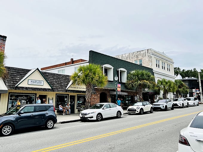 Mount Dora's shop-lined streets offer the rare pleasure of stores you won't find in any mall. Each awning promises a different treasure hunt.