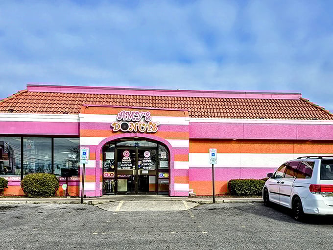 Those pink and orange stripes announce loud and clear: fun lives here, and it tastes amazing.