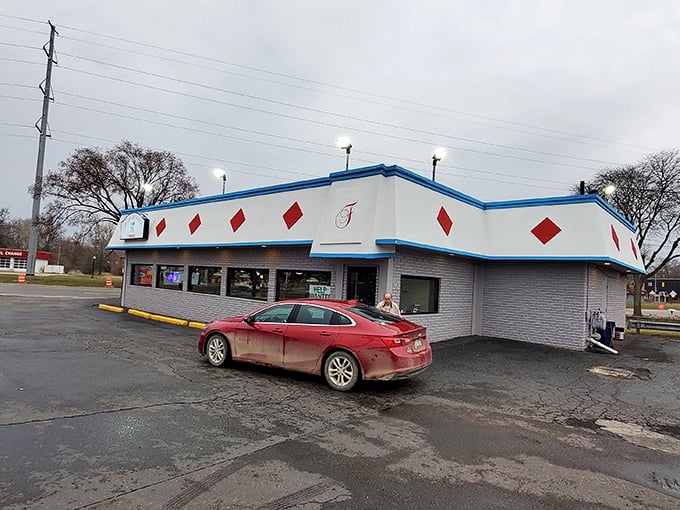 Farmington Diner's distinctive blue trim and diamond pattern—architectural proof that good taste extends beyond the kitchen.