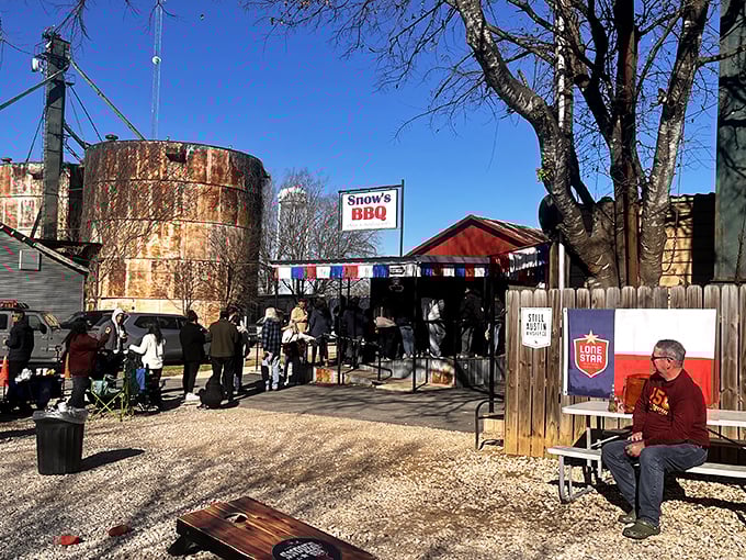 Snow's humble setup proves that great barbecue doesn't need fancy digs - just passion and perfect timing.
