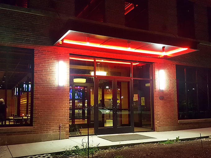 This sleek entrance leads to deep dish nirvana that makes U of I alumni weep with nostalgia.