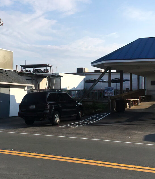 cozy seafood joint maryland ftr