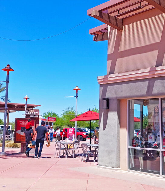 gigantic arizona outlet malls ftr