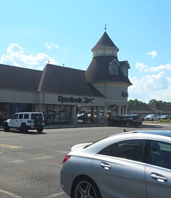huge mall new jersey ftr