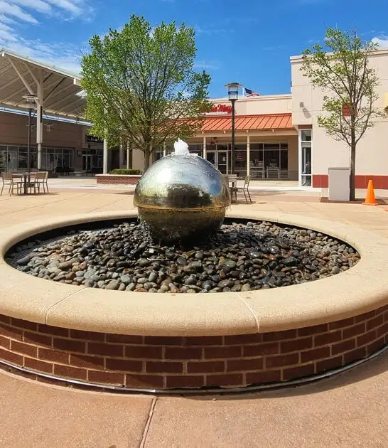 illinois massive outlet mall ftr