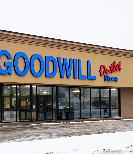 iowa treasures thrift store ftr