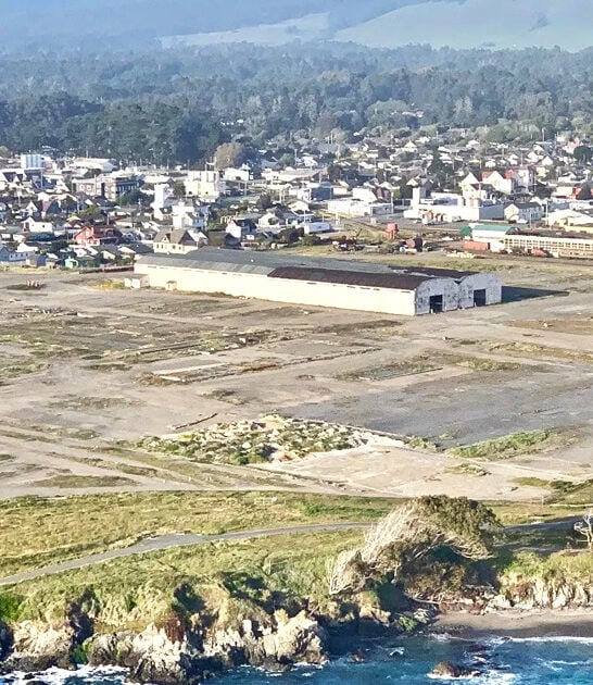 lovely seaside town california ftr