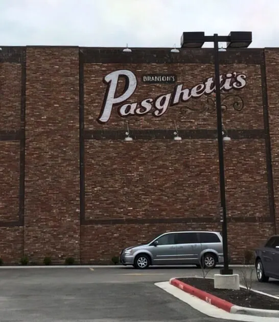 missouri wonderful wacky restaurant ftr