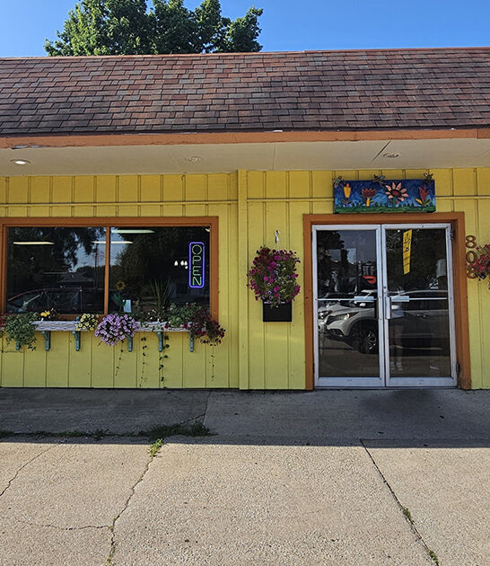 mom cafe waffles indiana ftr