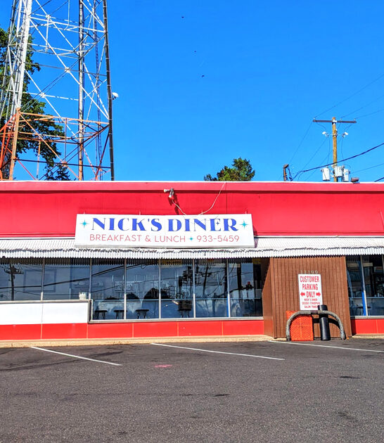 mom diners maryland locals ftr