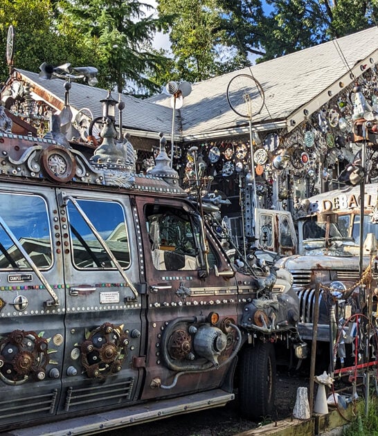 quirky roadside attraction maryland ftr
