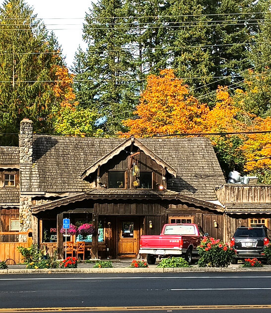 rustic mountain cafe oregon ftr