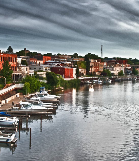 scenic michigan lake town ftr
