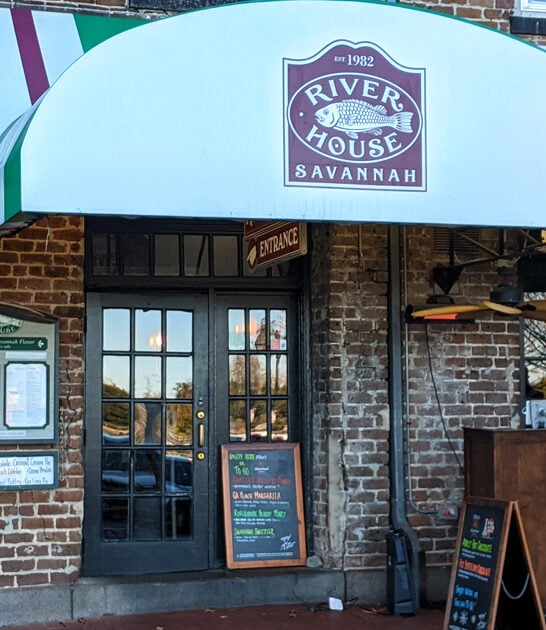 seafood restaurants georgia cravings ftr